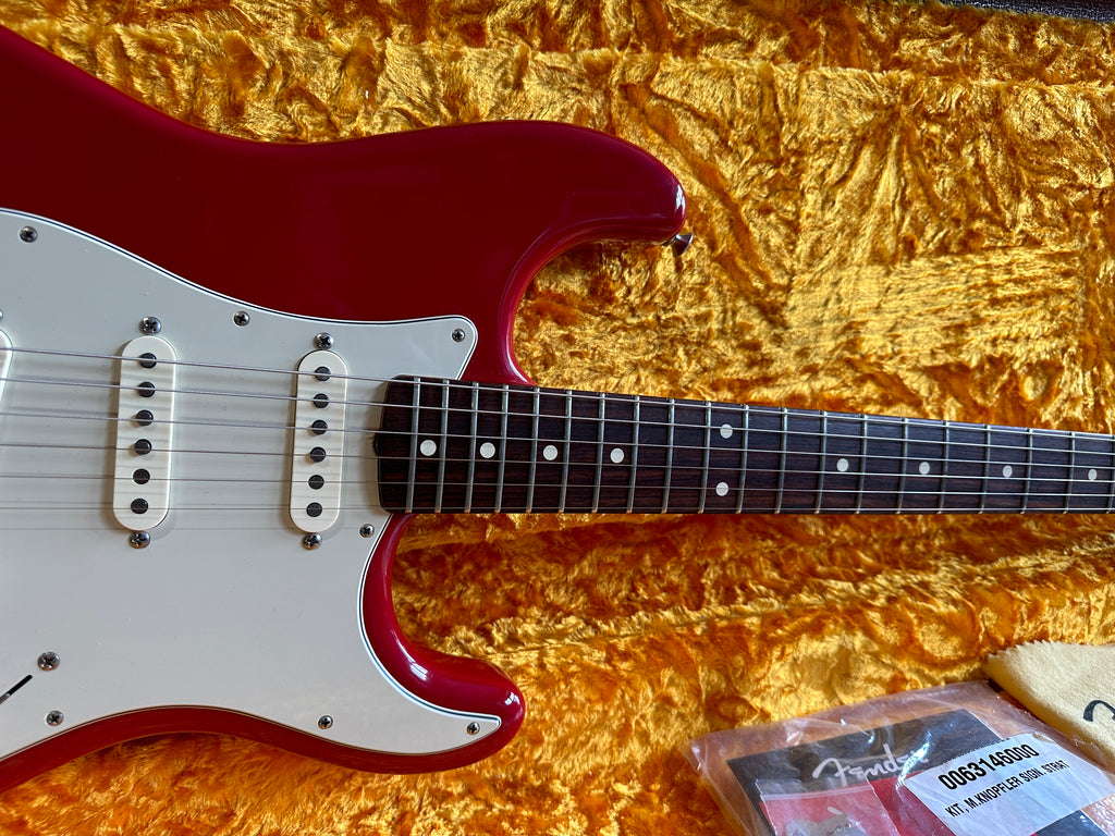 Fender Mark Knopfler Artist Series Signature Stratocaster Dakota Red 2 ...