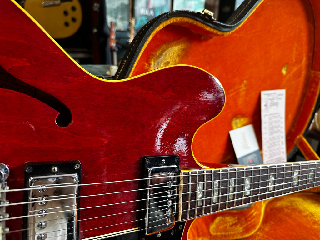 Gibson ES-335 Factory Bigsby Cherry 1968 - Some Neck Guitars