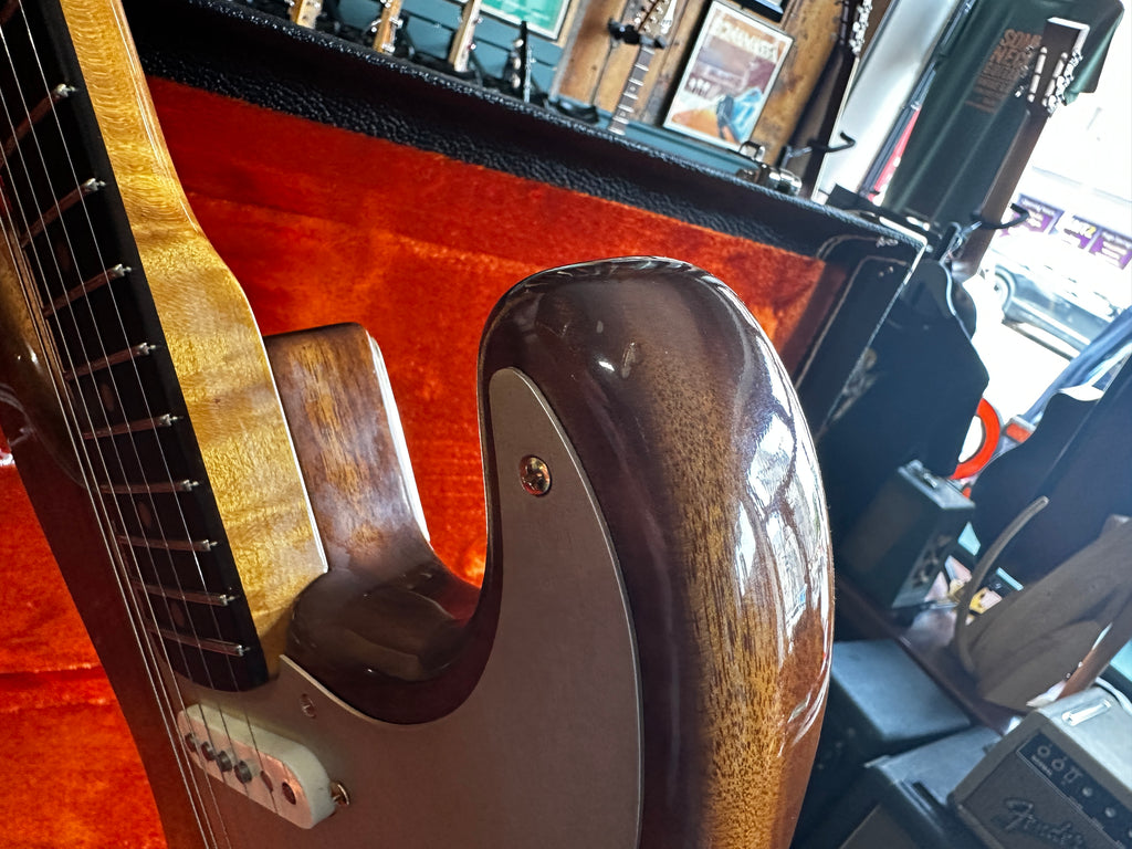 Fender Custom Shop Artisan Claro Walnut Stratocaster 2018 - Some Neck ...