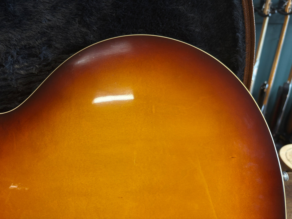 Gibson Memphis '69 ES-335 Reissue Lightburst 2019 - Some Neck Guitars