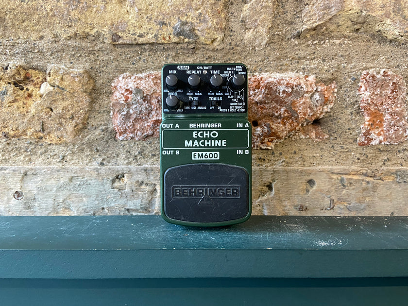 Behringer EM600 Echo Machine Delay - Some Neck Guitars