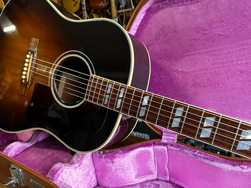 Gibson Southern Jumbo True Vintage Sunburst 2011 - Some Neck Guitars