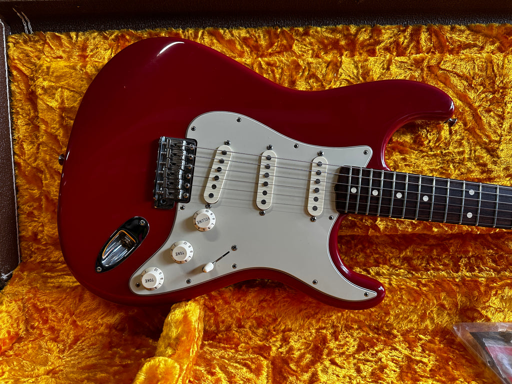 Fender Mark Knopfler Artist Series Signature Stratocaster Dakota Red 2 ...