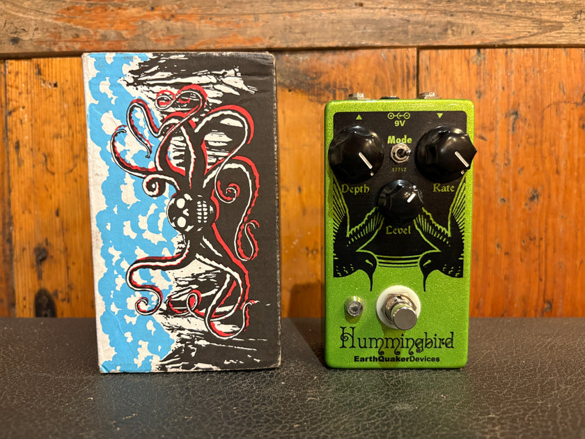 EarthQuaker Devices Hummingbird Tremolo - Some Neck Guitars