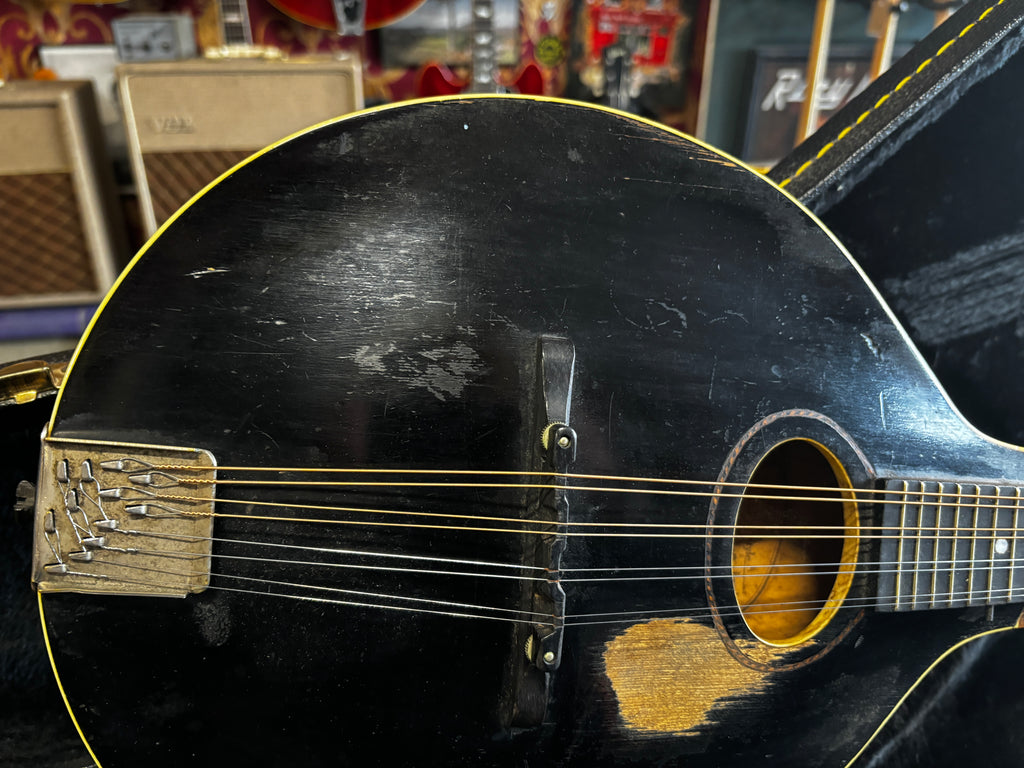Gibson Style A Mandolin Black 1924 - Some Neck Guitars