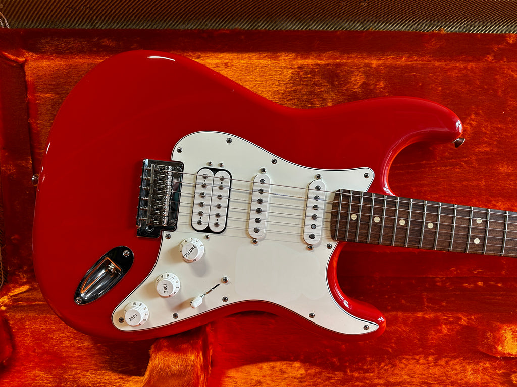 Fender Player Stratocaster HSS Sonic Red 2018 - Some Neck Guitars