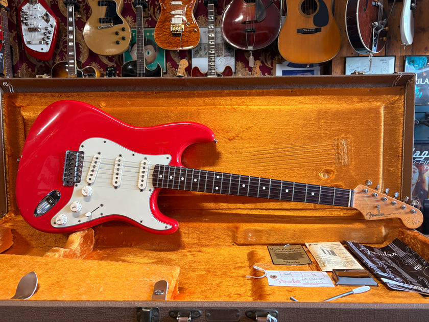 Fender Mark Knopfler Artist Series Signature Stratocaster Hot Rod Red ...