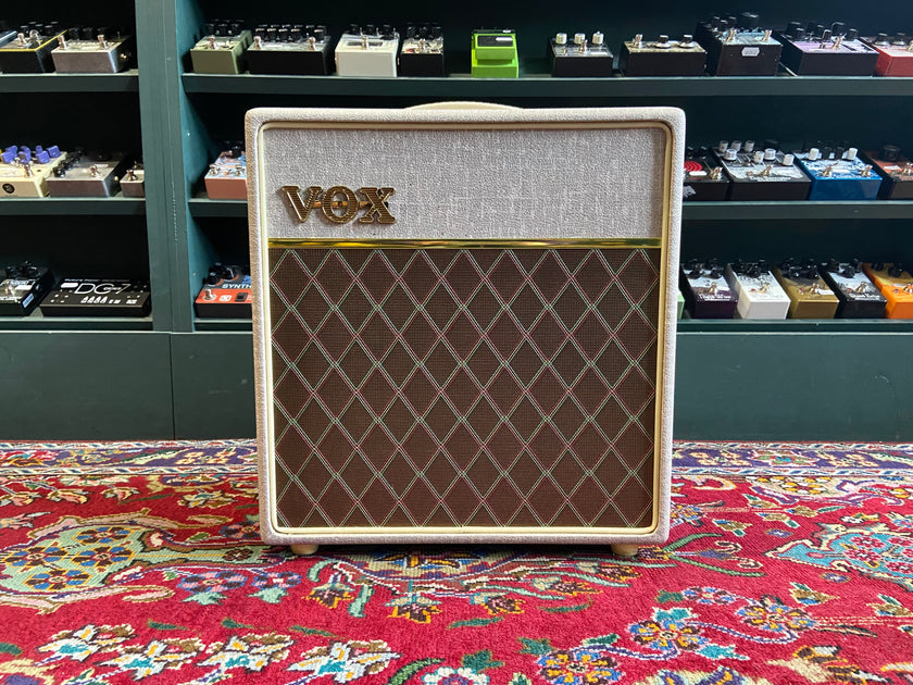 Vox AC4HW1 Hand-Wired 4-Watt Combo - Some Neck Guitars