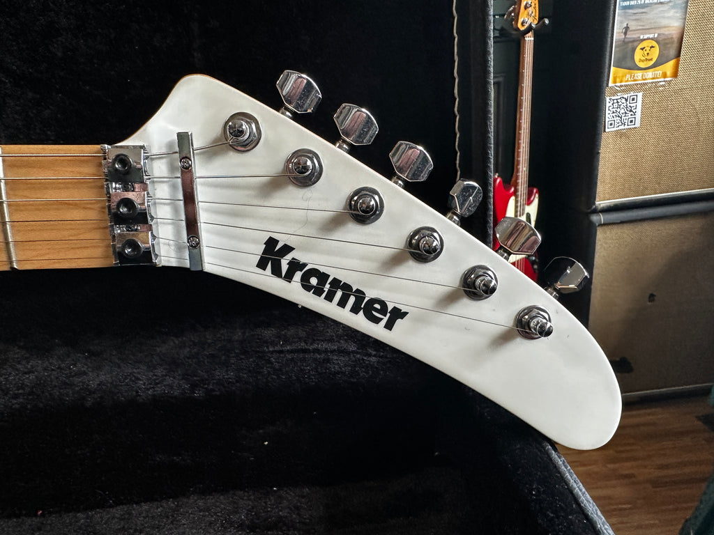 Kramer The 84 Matte White 2022 - Some Neck Guitars