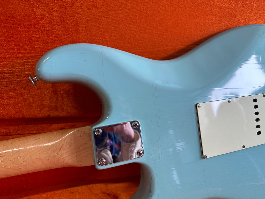 Haar Guitars S Model Daphne Blue Brazilian Rosewood - Some Neck Guitars