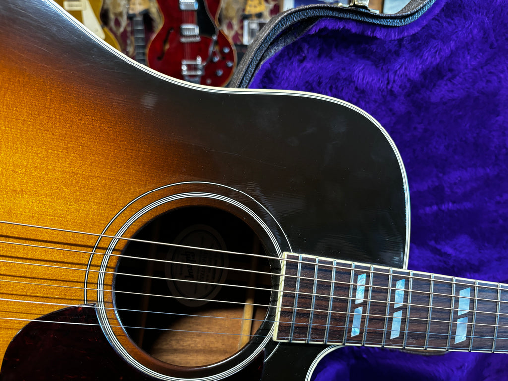 Gibson Hummingbird Pro Cutaway Vintage Sunburst 2013 - Some Neck Guitars