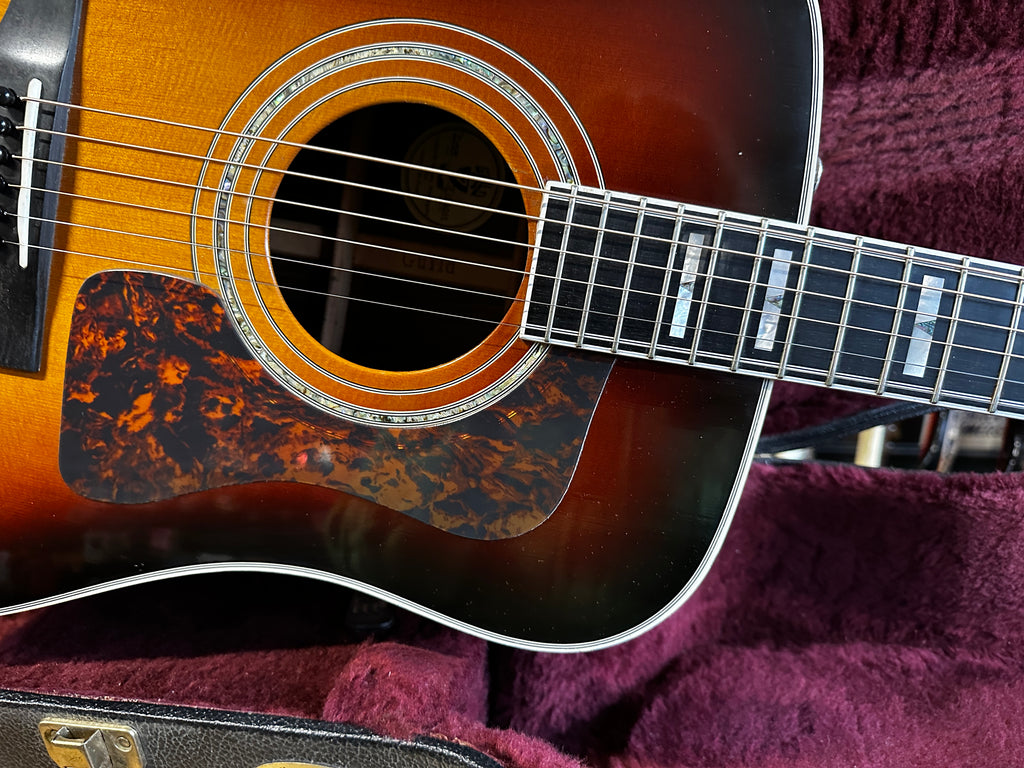 Guild D-55 Antique Sunburst 2008 - Some Neck Guitars