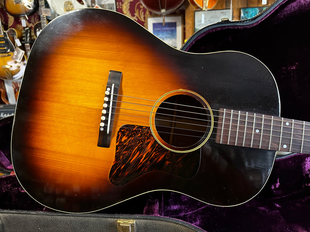 Gibson Roy Smeck Stage Deluxe Sunburst 1938 - Some Neck Guitars