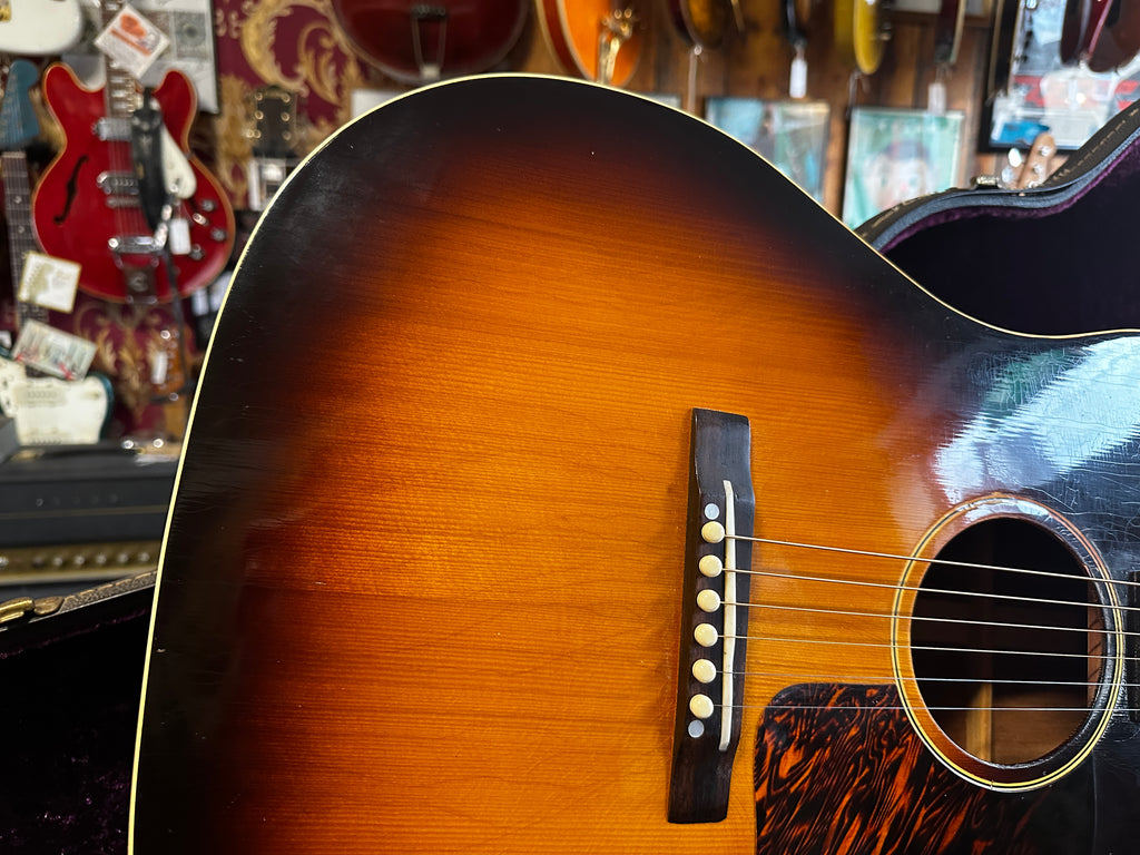 Gibson Roy Smeck Stage Deluxe Sunburst 1938 - Some Neck Guitars