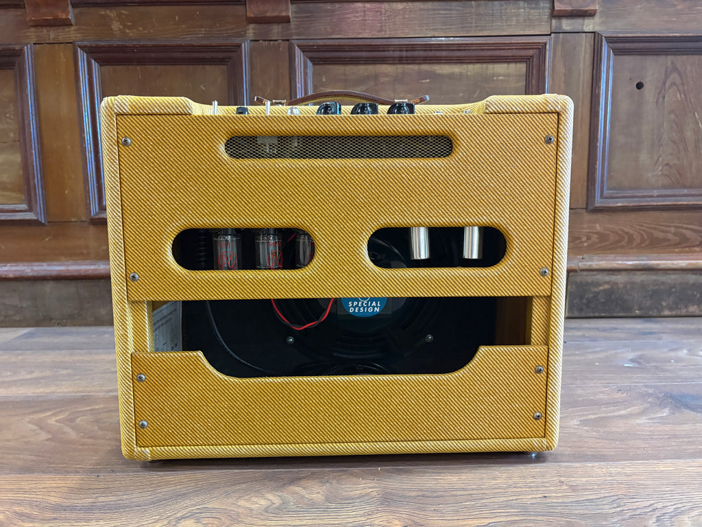 Fender Deluxe Combo Farfield 5E3 Kit Some Neck Guitars Fender Deluxe Combo Farfield 5E3 Kit Some Neck Guitars
