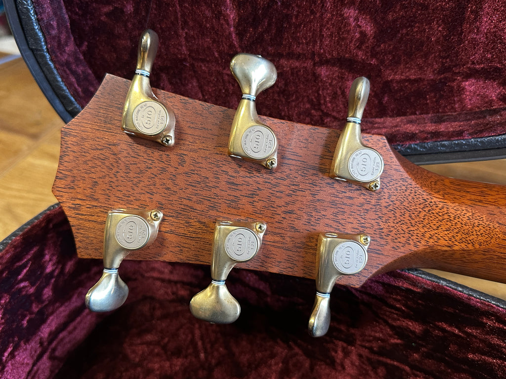 Taylor 914ce Grand Auditorium 2011 - Some Neck Guitars