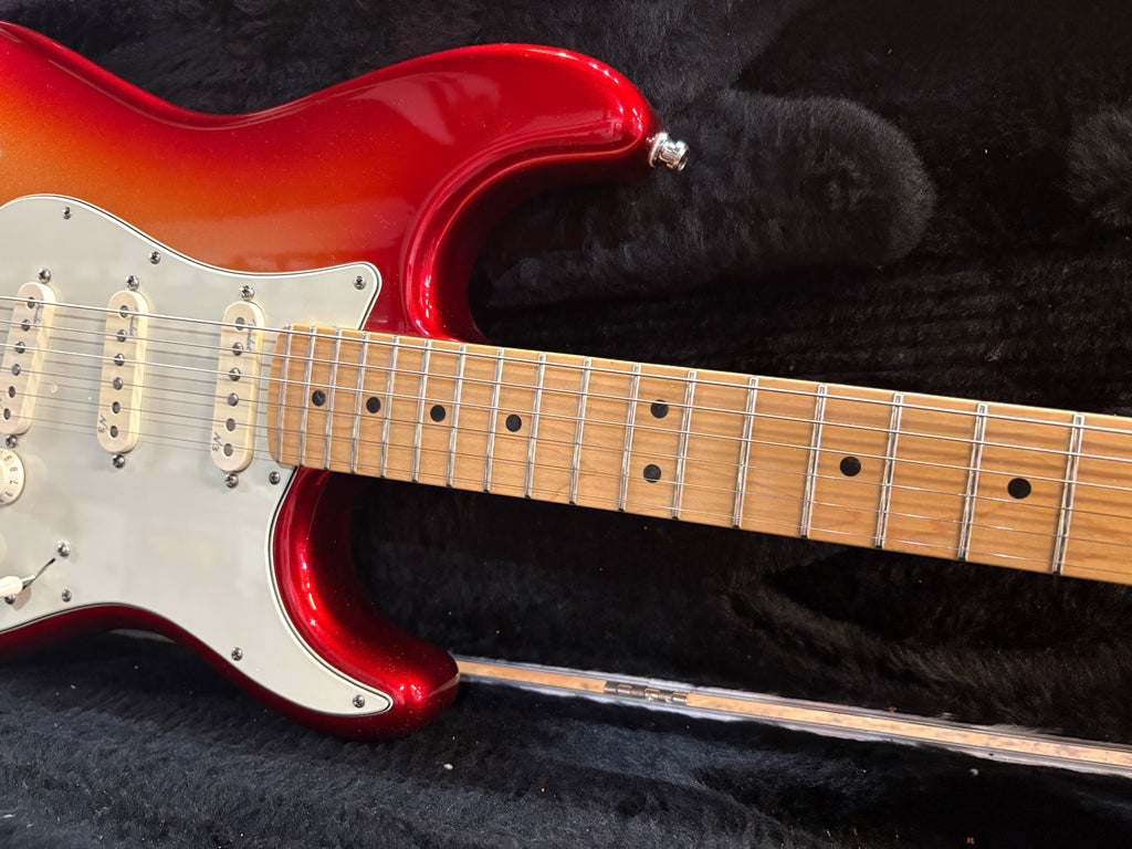 Fender American Deluxe Stratocaster Sunset Metallic 2013 - Some Neck ...