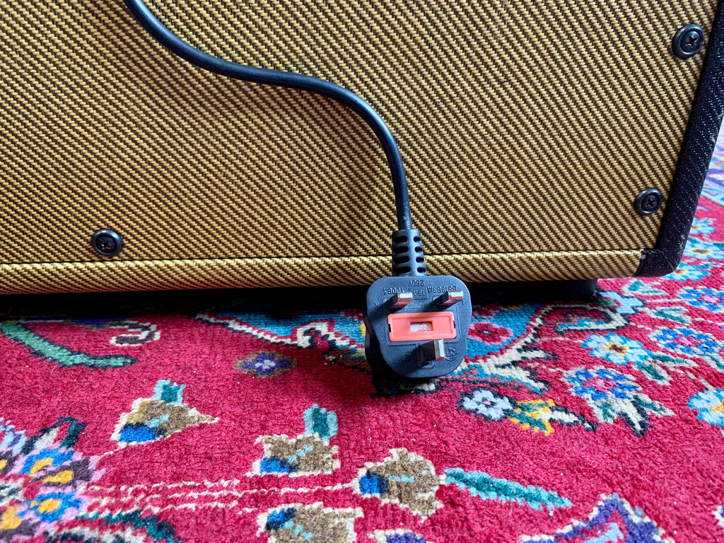 Swart Atomic Space Tone 2012 - Some Neck Guitars