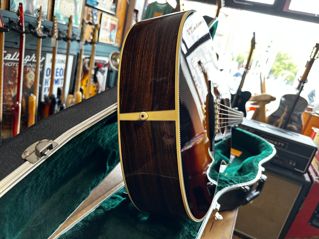 Martin 000-28 Ambertone 1935 Sunburst 2019 - Some Neck Guitars