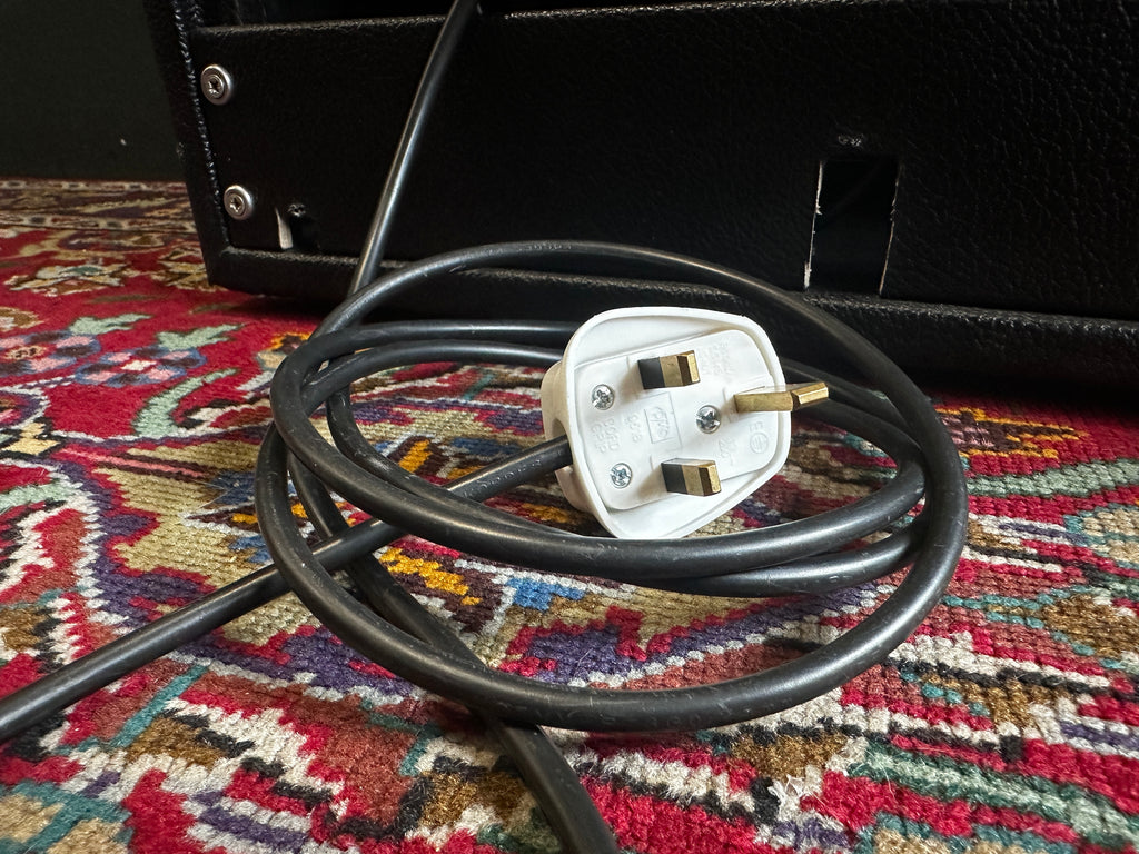 Tube Amp Doctor Tweed One-Twelve-16 Combo Build - Some Neck Guitars