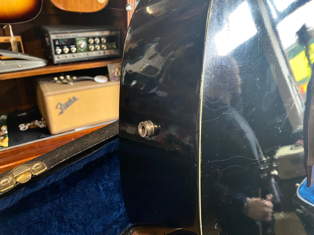 Guild D25 1989 - Some Neck Guitars