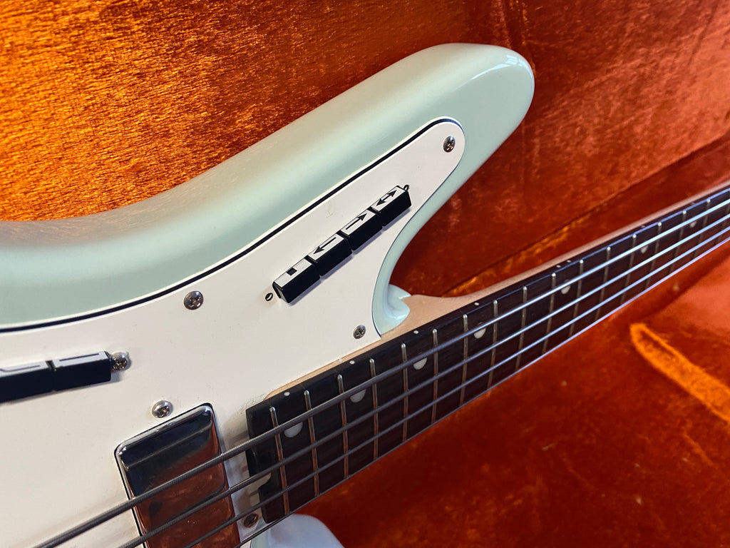 Nordstrand Acinonyx Short Scale Bass 2020 - Some Neck Guitars