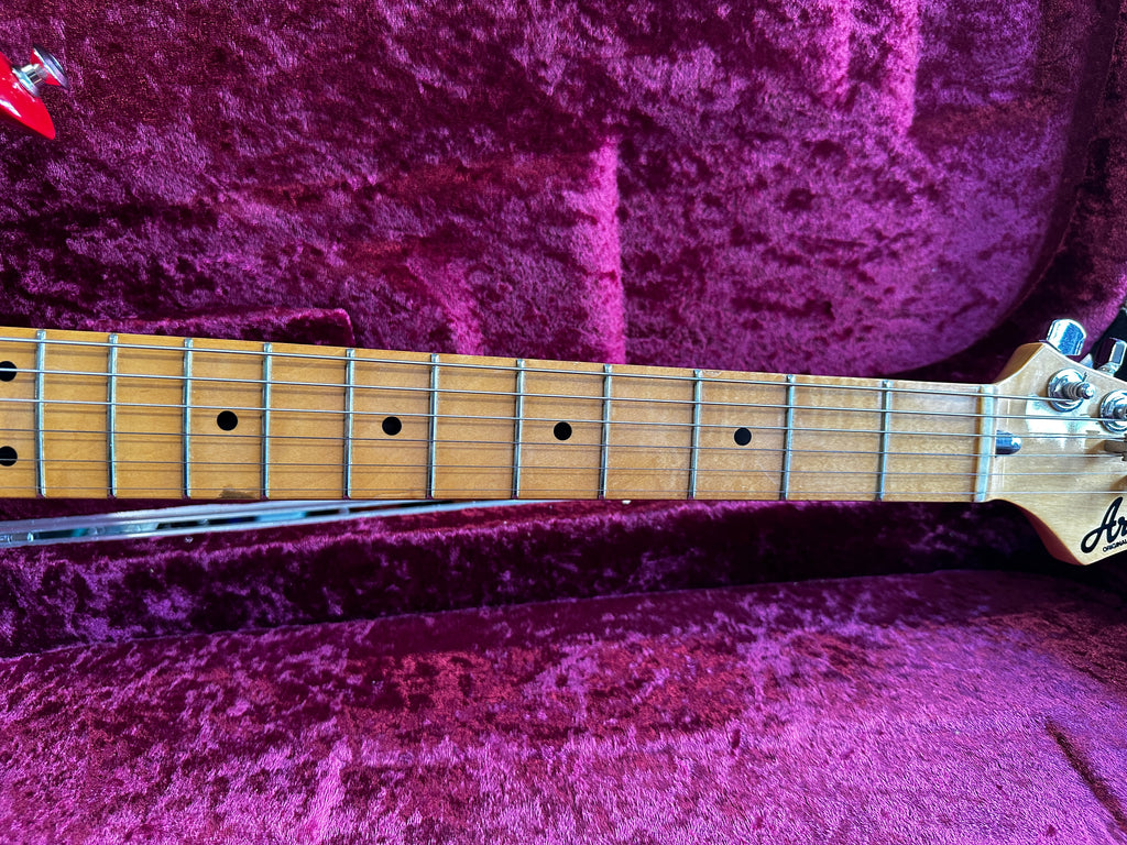 Aria Pro II RS Special V 1982 Hot Red - Some Neck Guitars