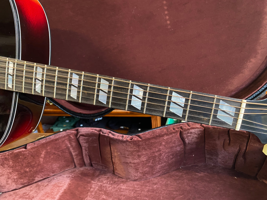 Martin CEO-8 Special Edition - Some Neck Guitars