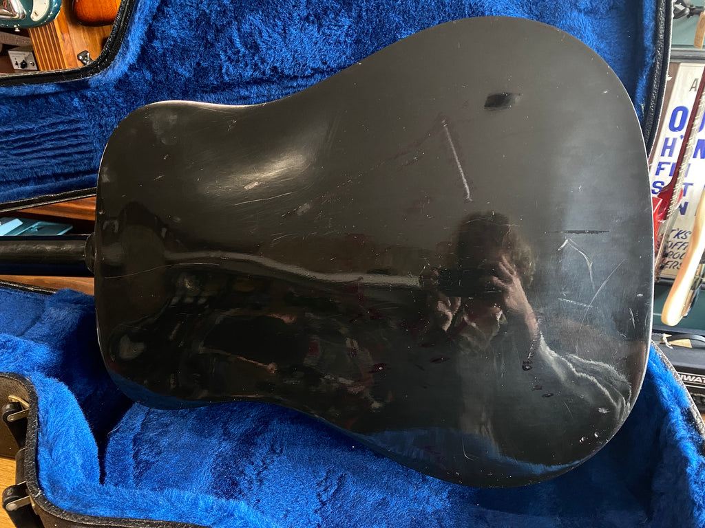 Guild D25 1989 - Some Neck Guitars