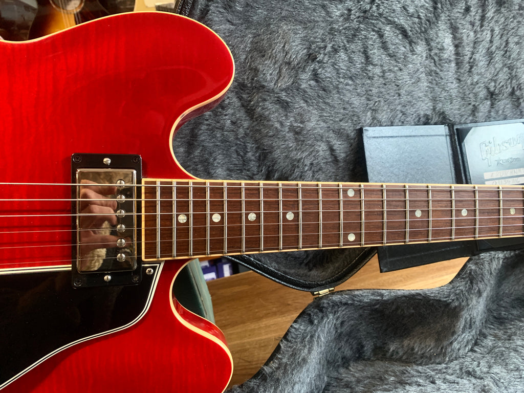 Gibson Custom Shop ES-335 2009 - Some Neck Guitars