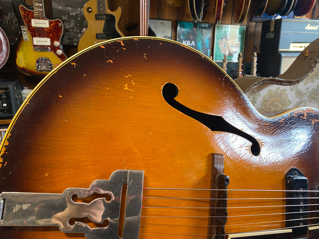 Gibson ES-300 Sunburst 1947 - Some Neck Guitars