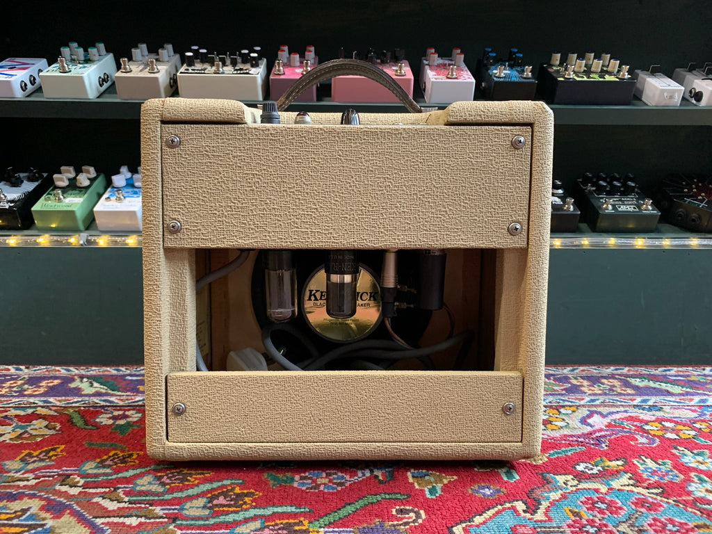 Kendrick Model 118 - Some Neck Guitars