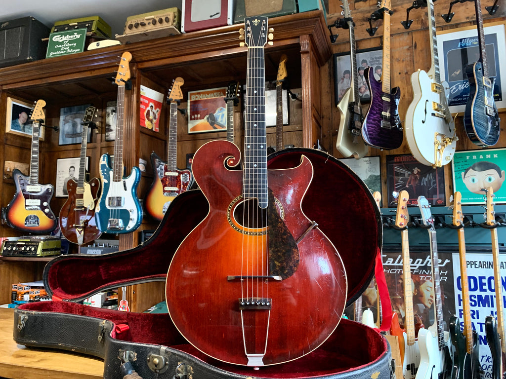 Gibson Style O Artist 1917 - Some Neck Guitars