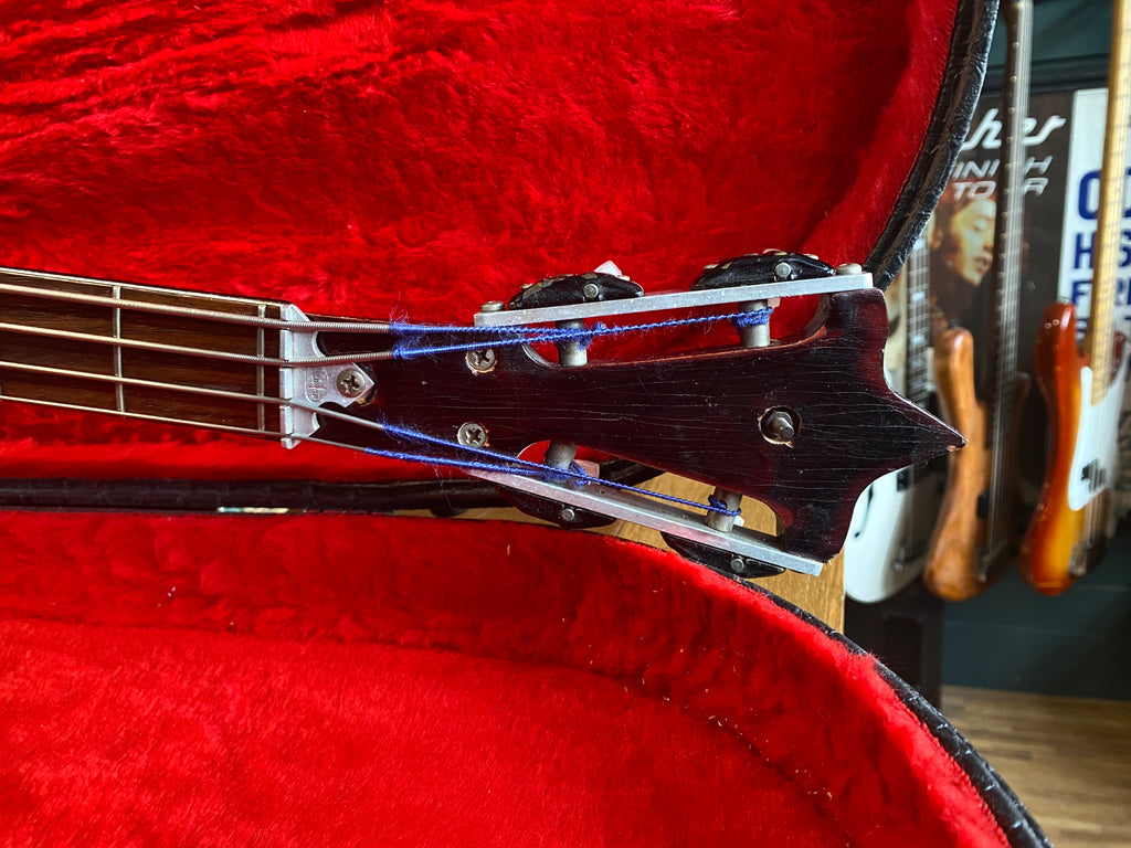 Wandre Etrurian Bass 1960's - Some Neck Guitars