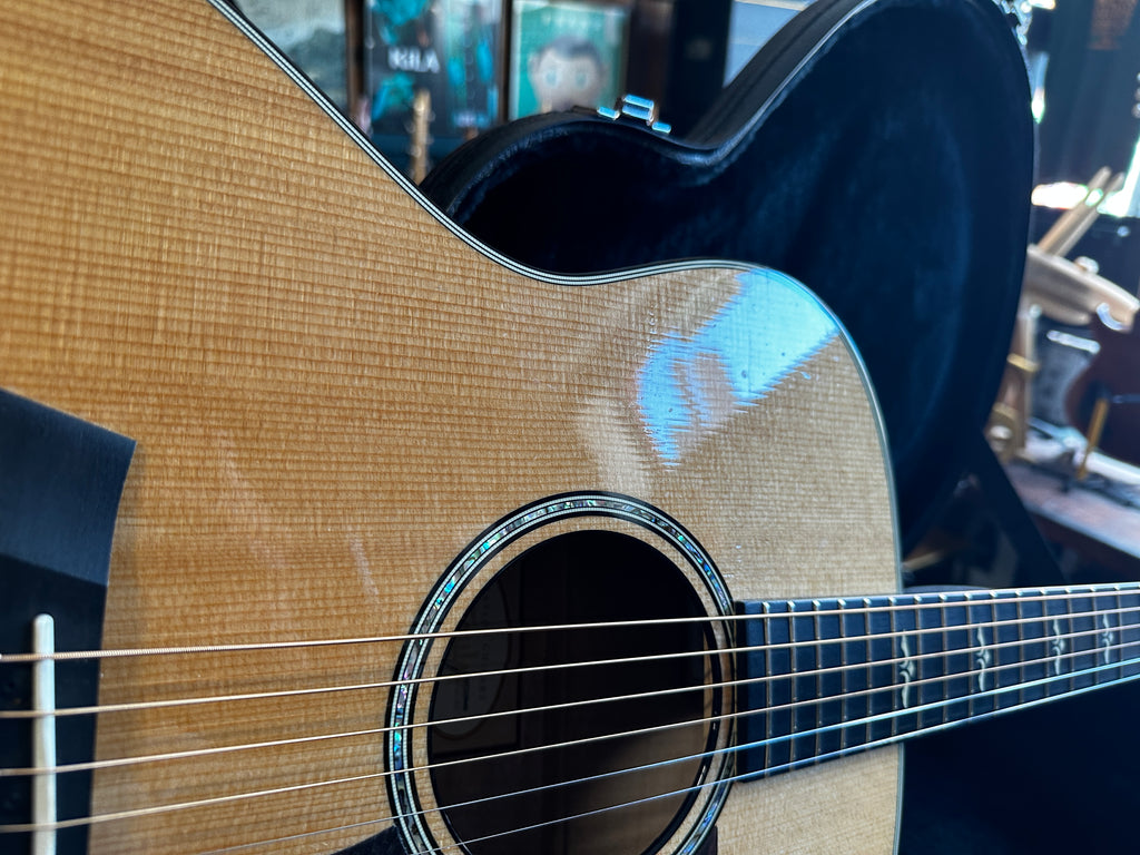 Taylor 618e Grand Orchestra 2015 - Some Neck Guitars