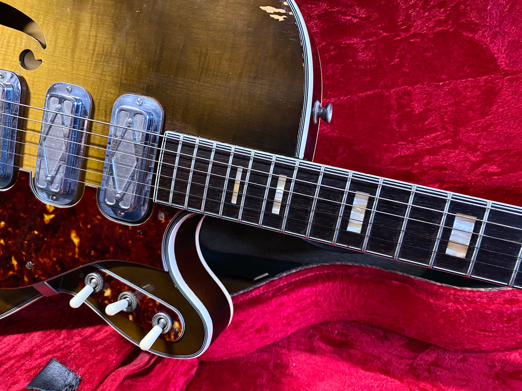 Silvertone 1429 1961 - Some Neck Guitars