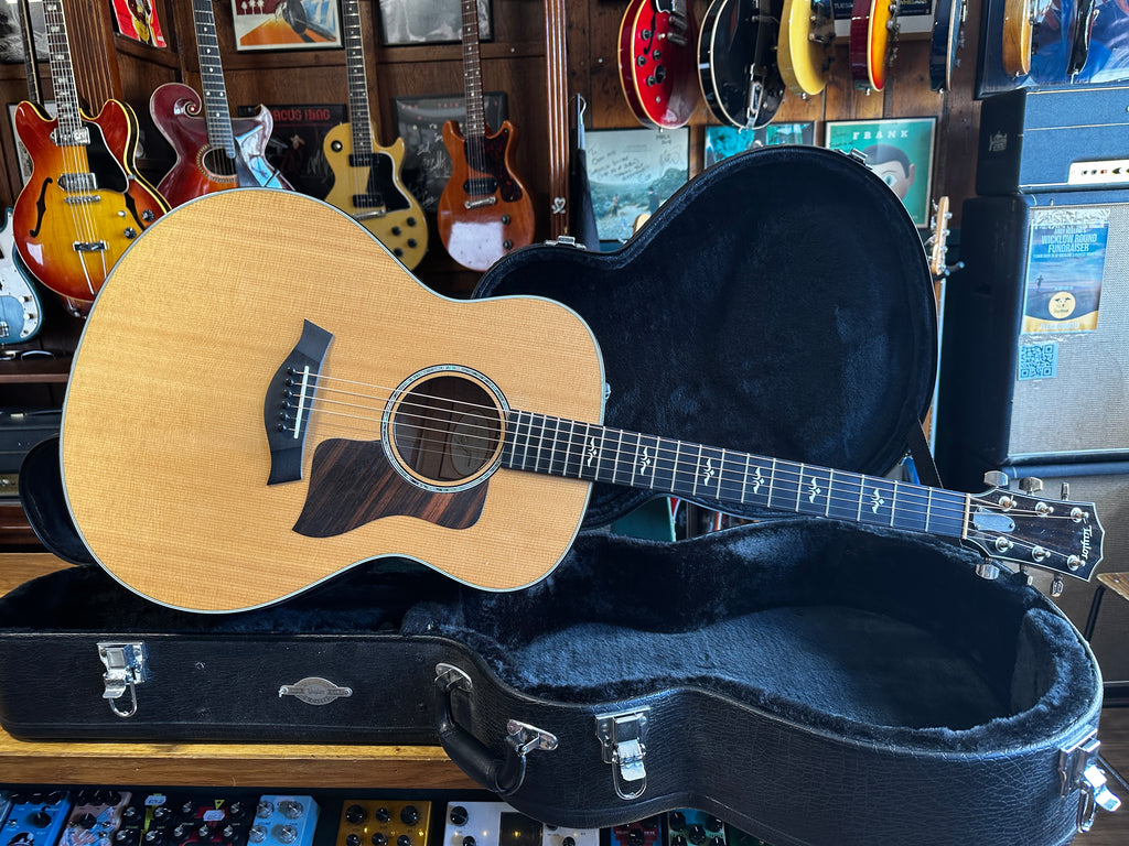 Taylor 618e Grand Orchestra 2015 - Some Neck Guitars