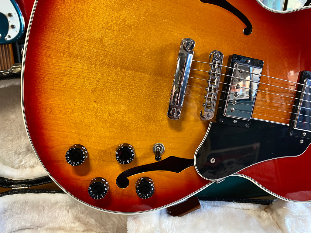 Gibson Midtown Custom Cherry Sunburst 2012 - Some Neck Guitars