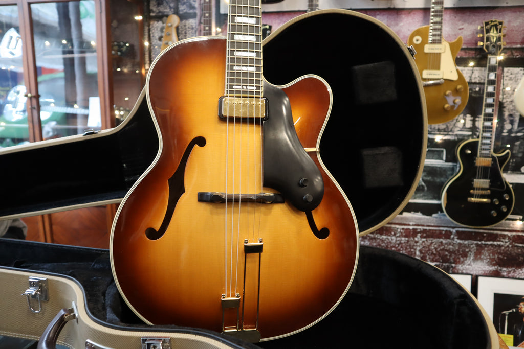 Hofner New President 2004 - Some Neck Guitars
