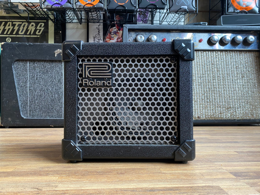 Roland Micro Cube - Some Neck Guitars