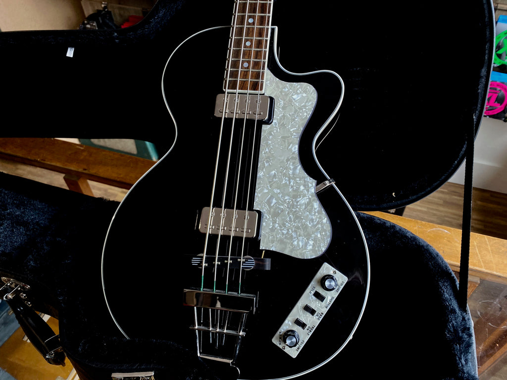 Hofner HCT-500/2-BK Club-Bass - Some Neck Guitars