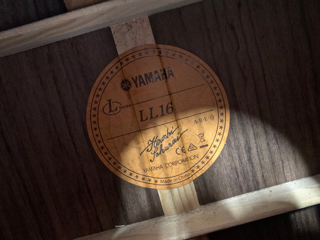 Yamaha LL16 - Some Neck Guitars
