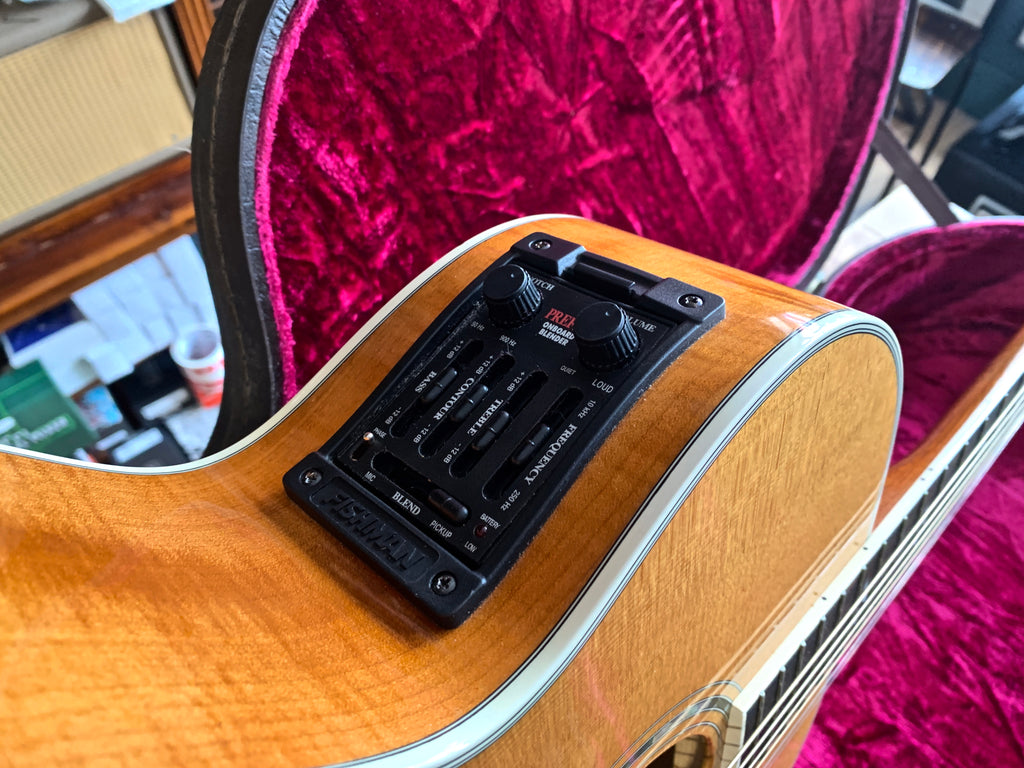 Taylor 615 1995 - Some Neck Guitars